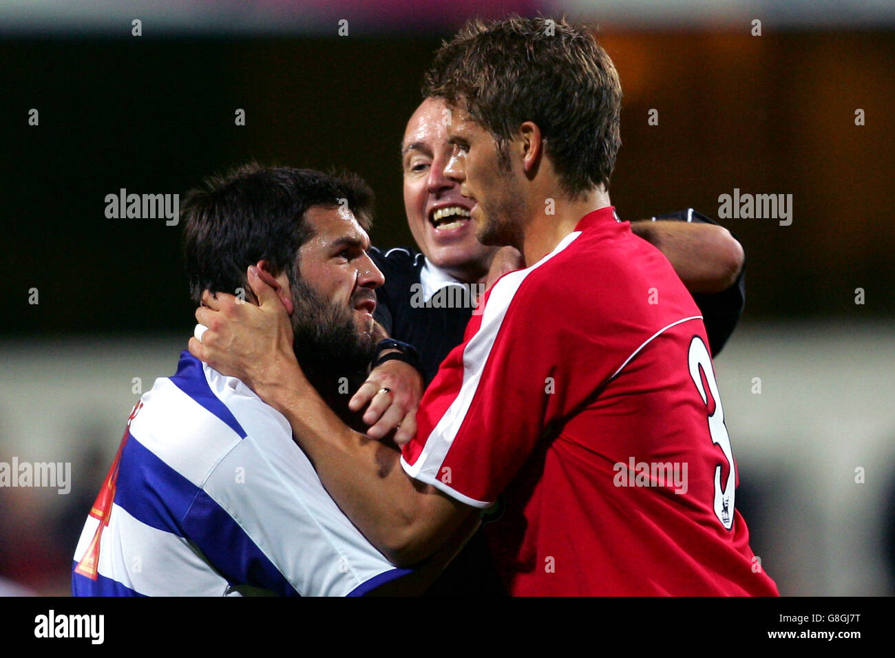 Referee argue arguement hi-res stock photography and images - Alamy