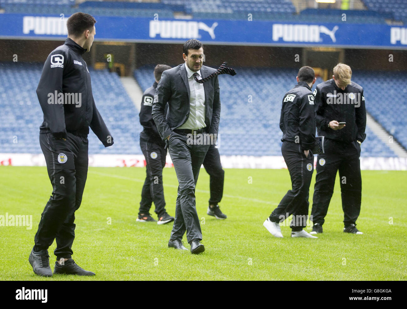 St mirren team hi-res stock photography and images - Alamy