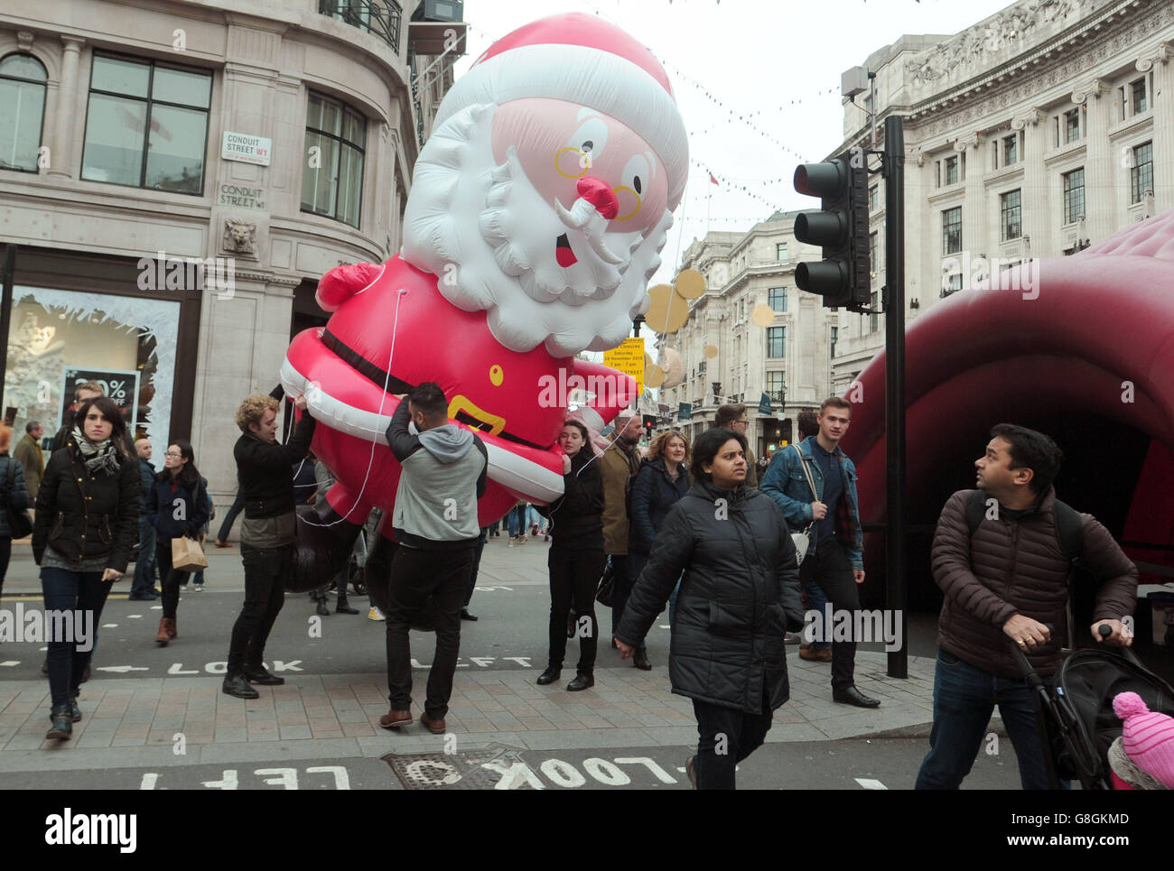 Hamley's Regent Street Toy Parade Stock Photo - Alamy