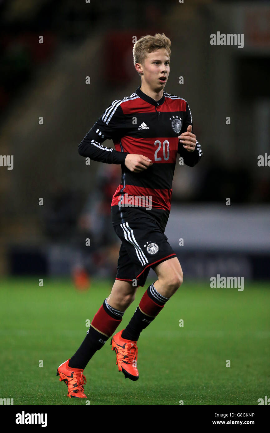 Sam schreck hi-res stock photography and images - Alamy