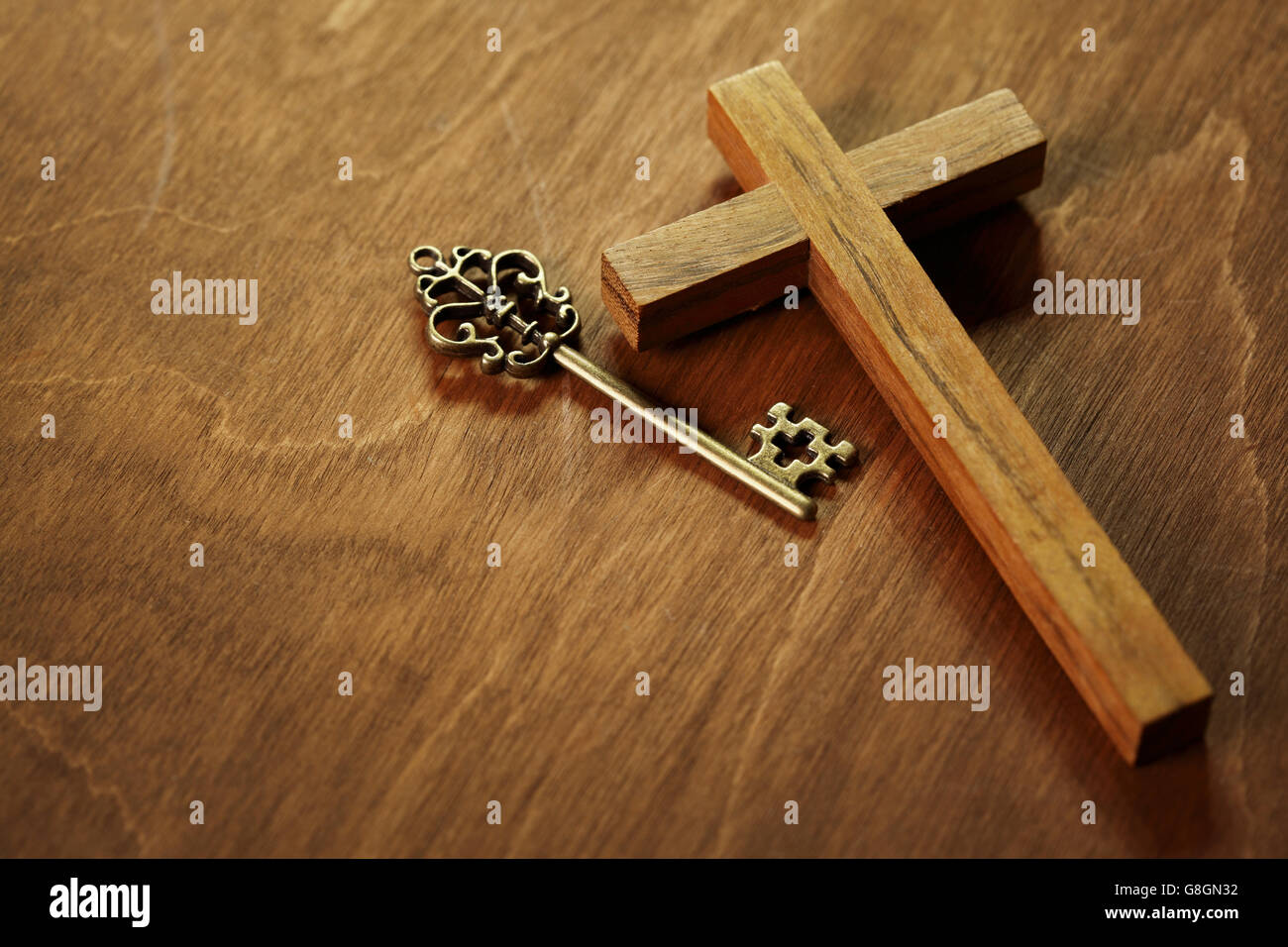 Key cross hi-res stock photography and images - Alamy