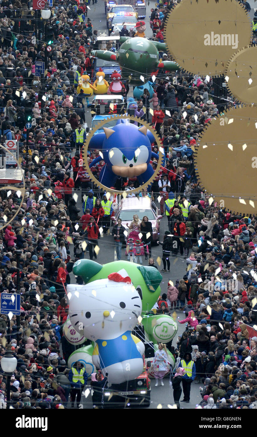 A marching band and giant balloons photo credit should read hi-res ...