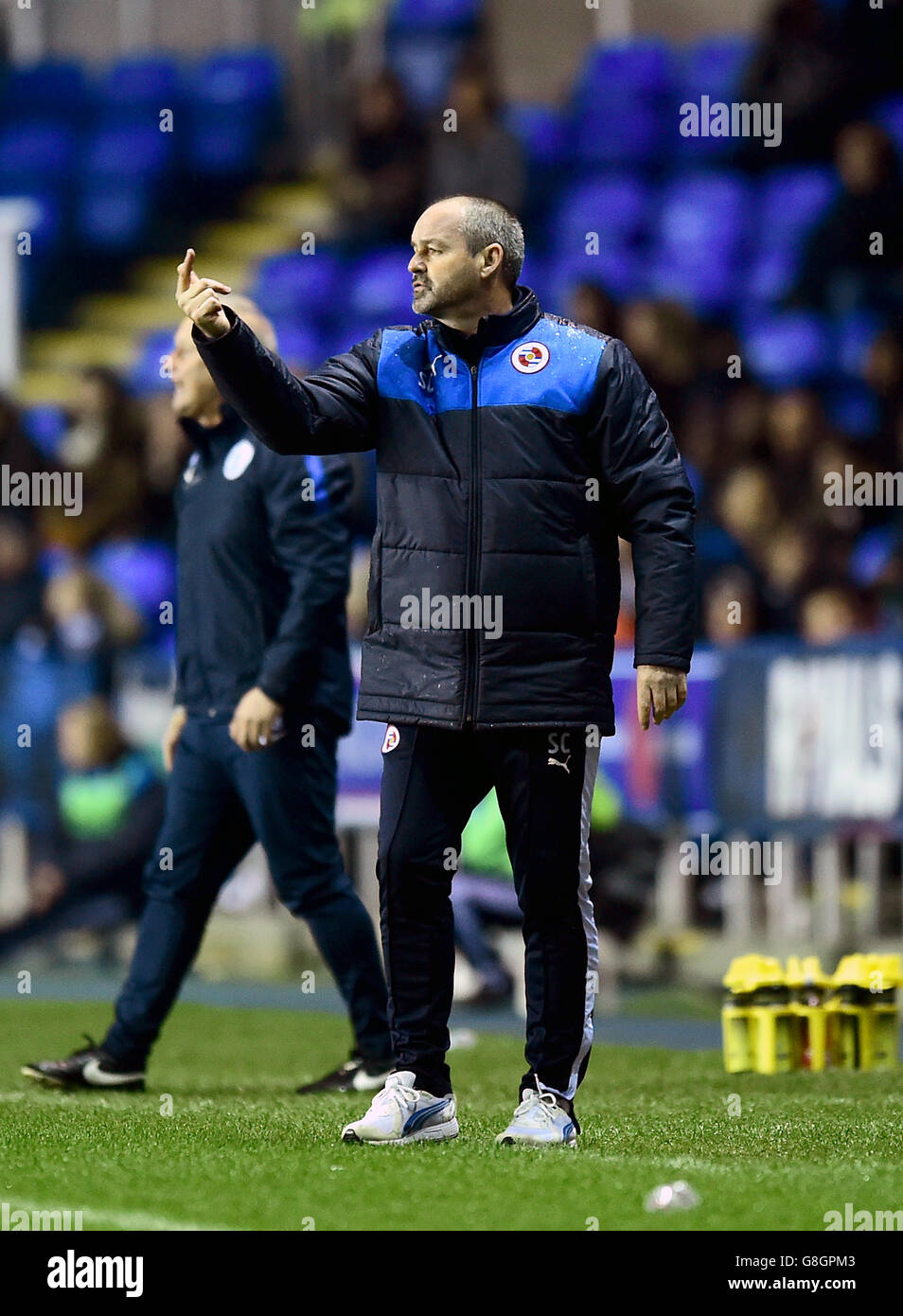Reading manager Steve Clarke gives instructions from he touchline Stock ...