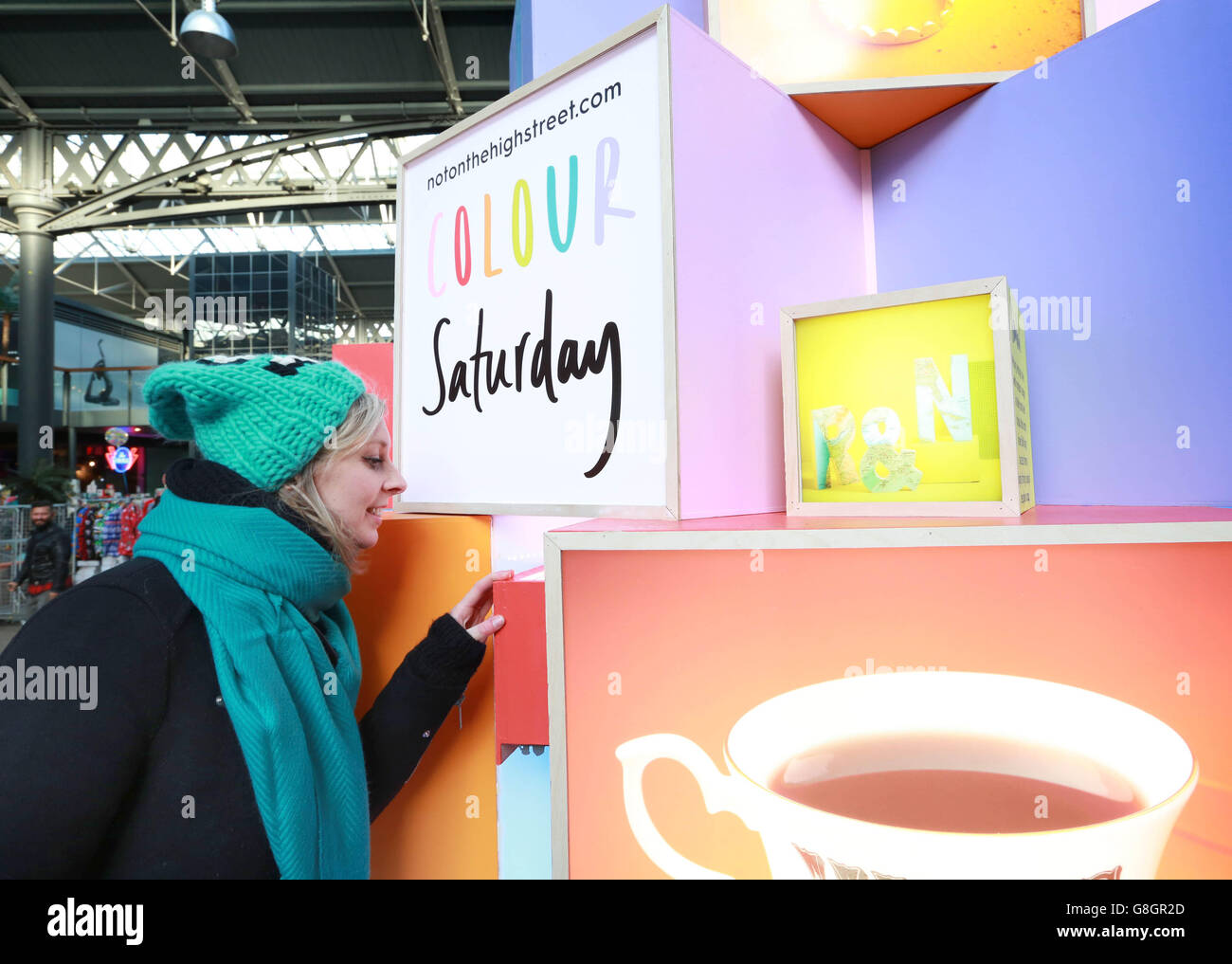 Consumer colour tnrphoto hi-res stock photography and images - Alamy