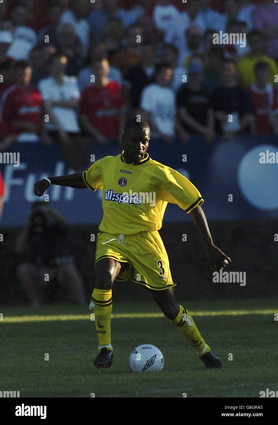 Charlton athletics chris powell in action hi-res stock photography and ...