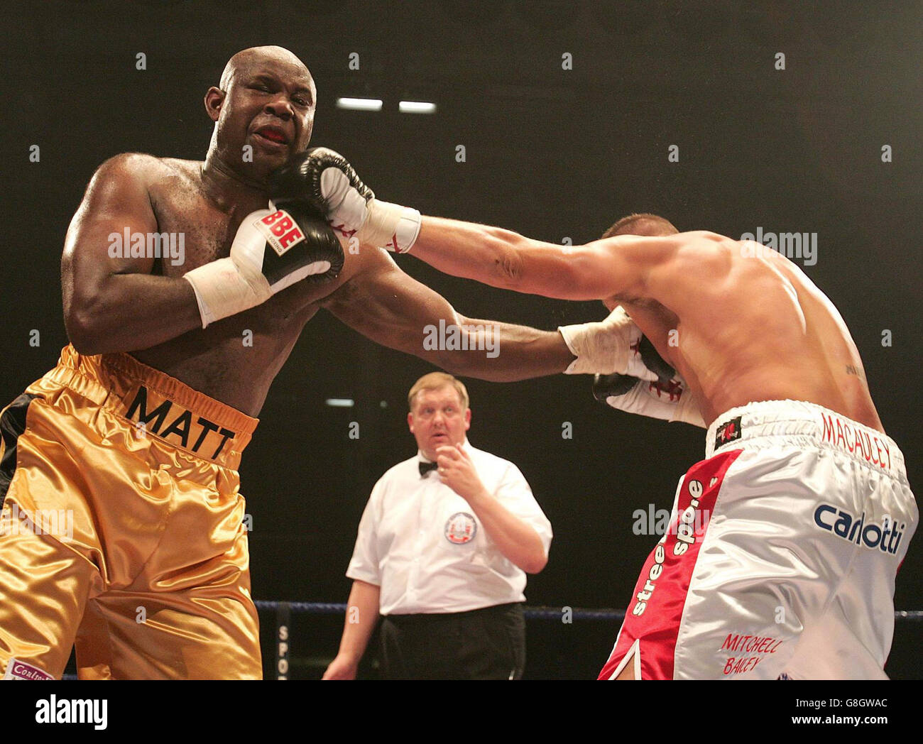 Bedford's Matt Skelton (L) in action against Chesterfield's Mark Krence ...