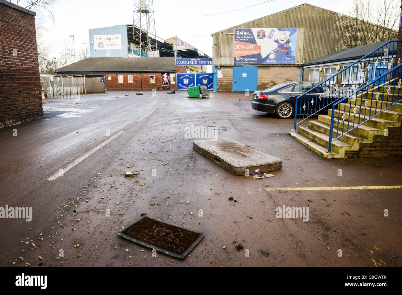 Winter flood debris in hi-res stock photography and images - Alamy