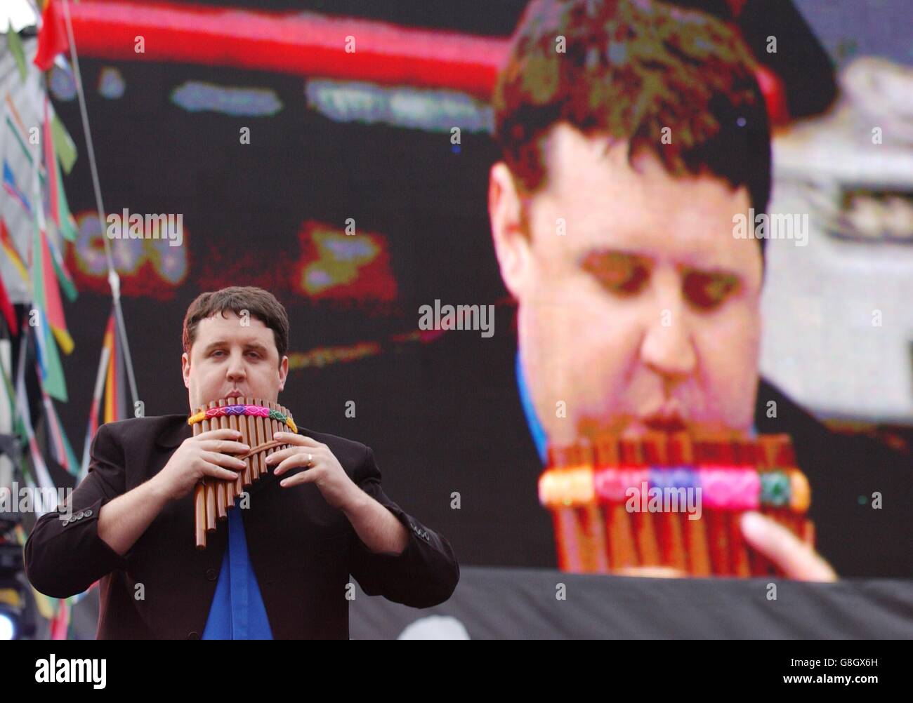 Peter kay stage hi-res stock photography and images - Alamy