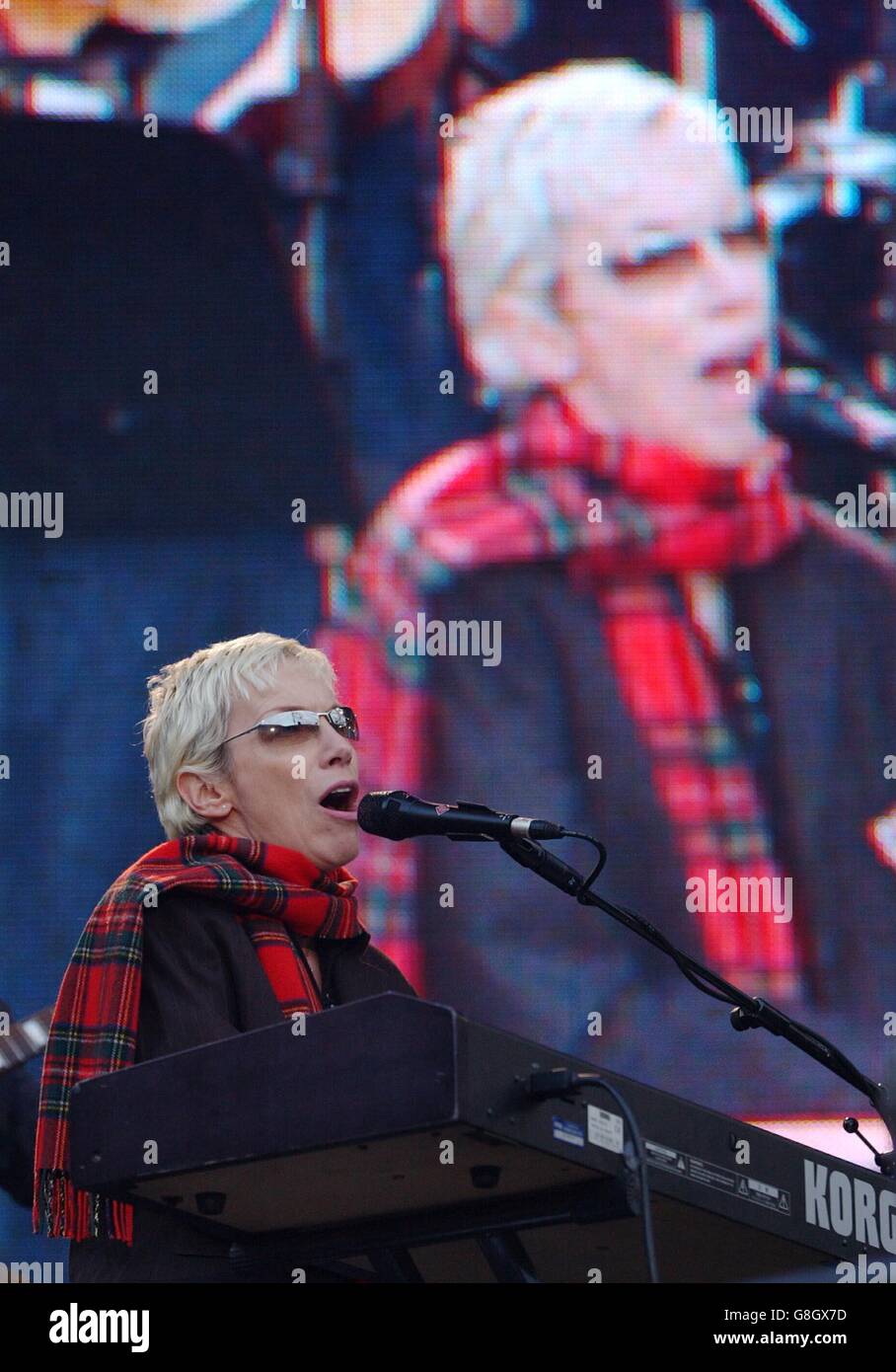 Live 8 Concert - The Final Push - Murrayfield Stadium Stock Photo - Alamy