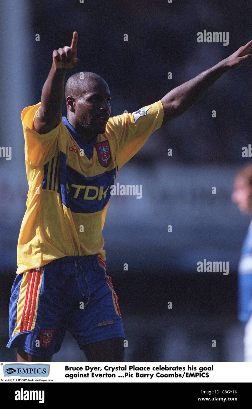Soccer f a carling premiership everton v crystal plaace hi-res stock ...