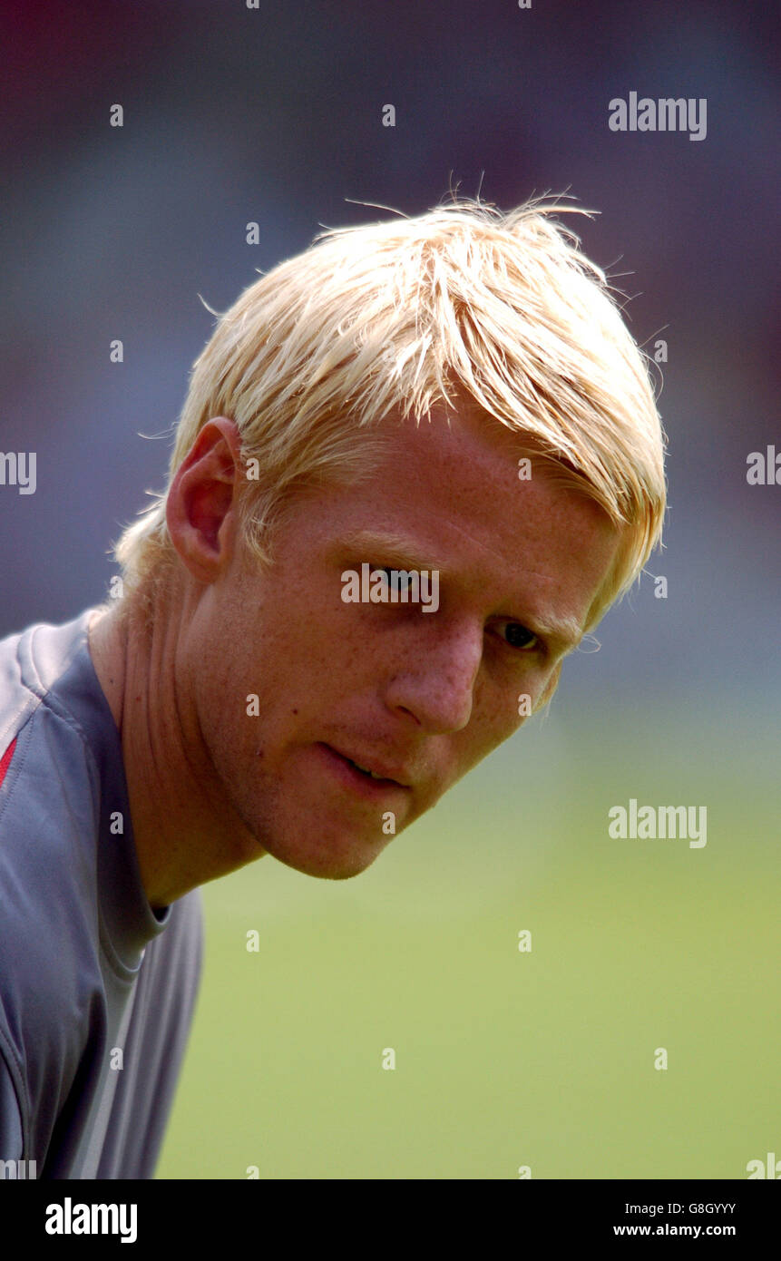 Zak whitbread liverpool hi-res stock photography and images - Alamy