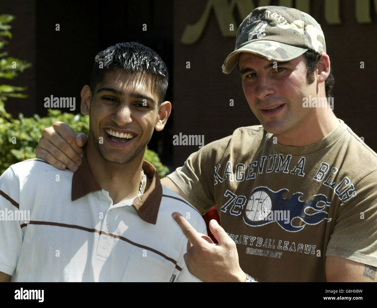 Boxers Amir Khan (L) and Joe Calzaghe following a press conference. Joe ...