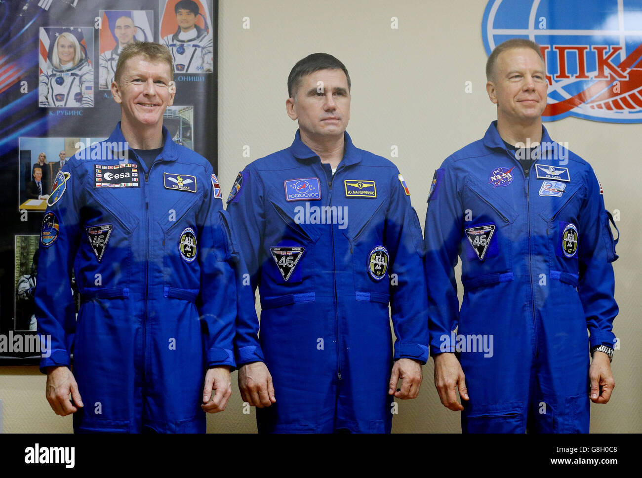 British astronaut Tim Peake (left), Russian cosmonaut Yuri Malenchenko ...