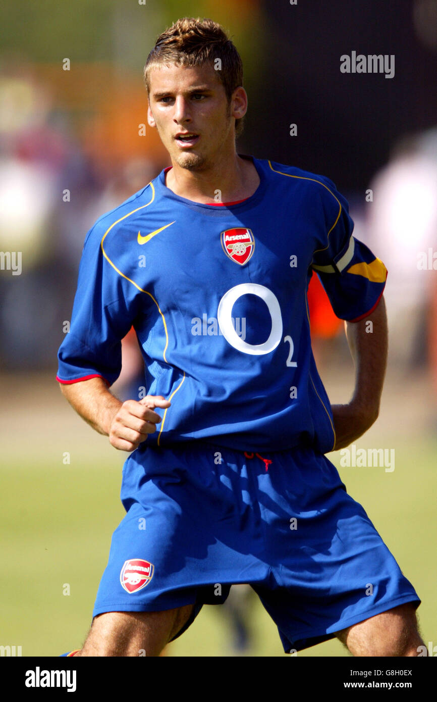 David bentley arsenal hi-res stock photography and images - Alamy