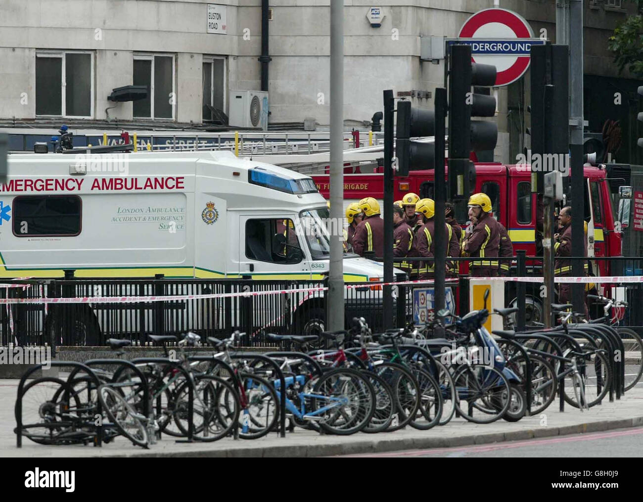 Police seal off the area around Warren Street tube station. Emergency ...