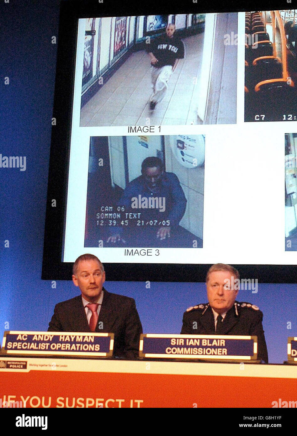 Metropolitan Police Commissioner Sir Ian Blair, right, and Assistant ...