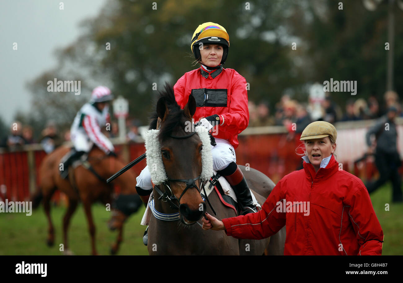 Victoria Pendleton riding Minella Theatre in The Ladies of the Black ...