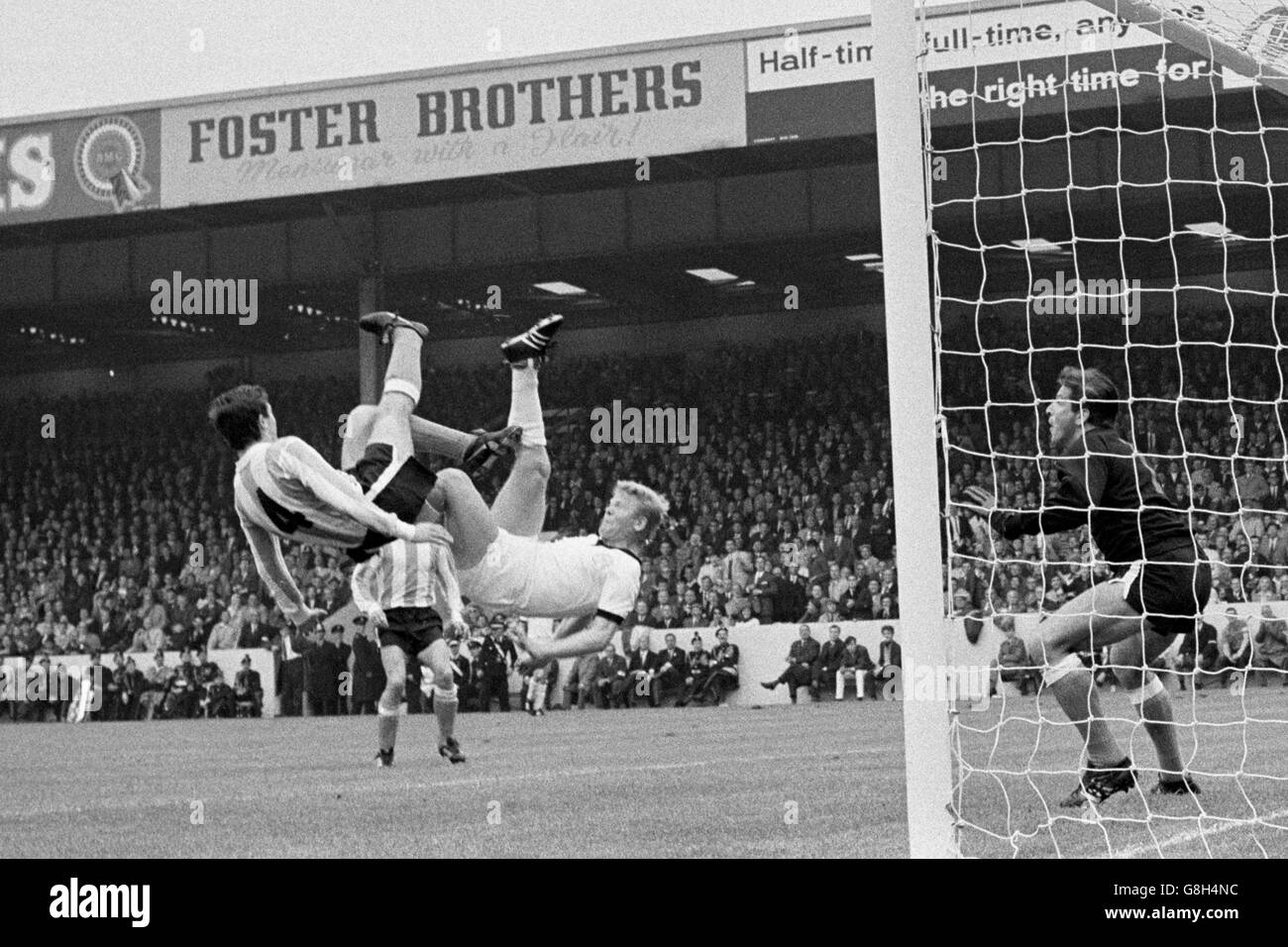 Soccer - World Cup England 1966 - Group Two - Argentina v West Germany ...