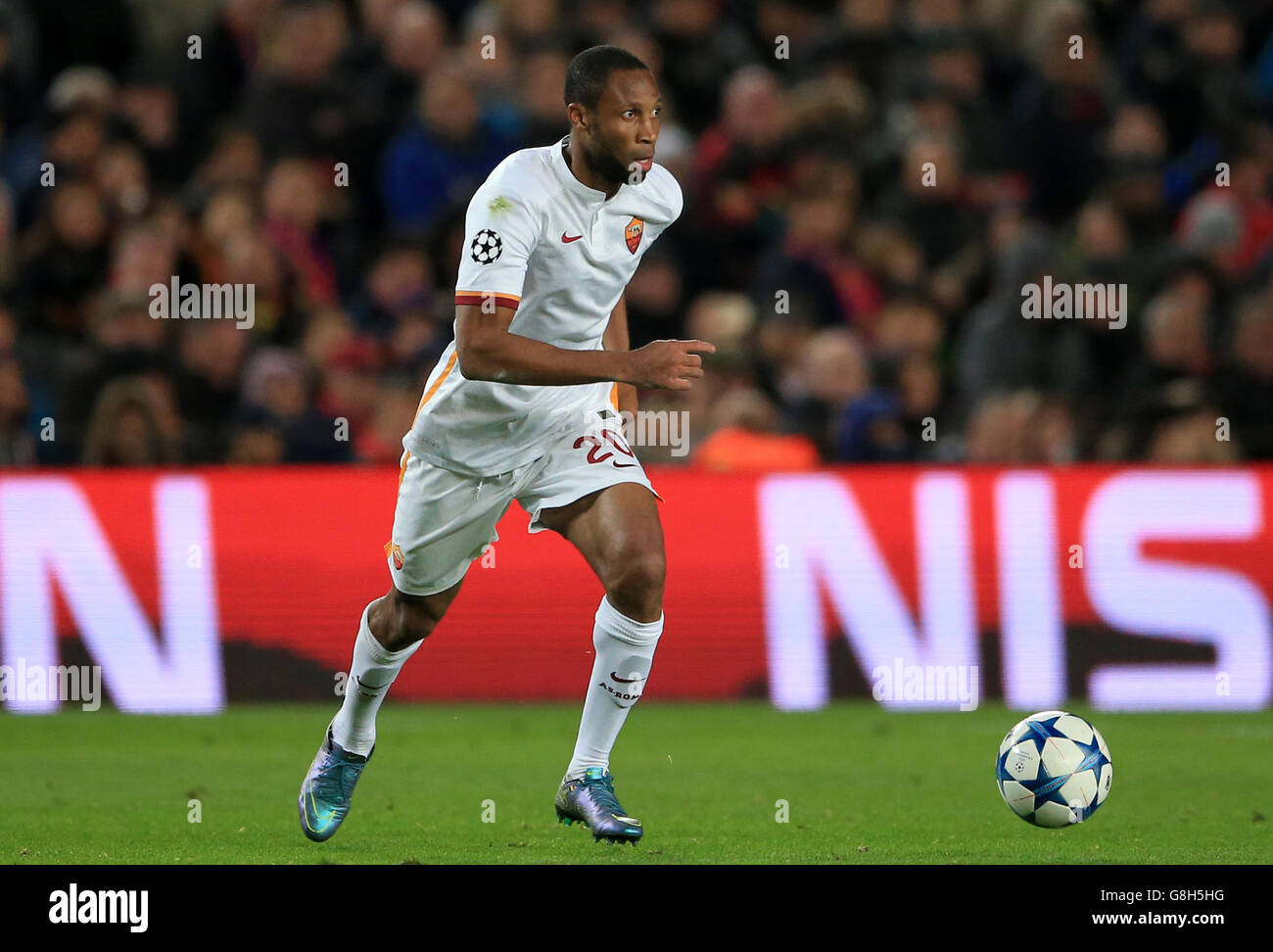 Barcelona v Roma - UEFA Champions League - Group E - Camp Nou. Roma's ...