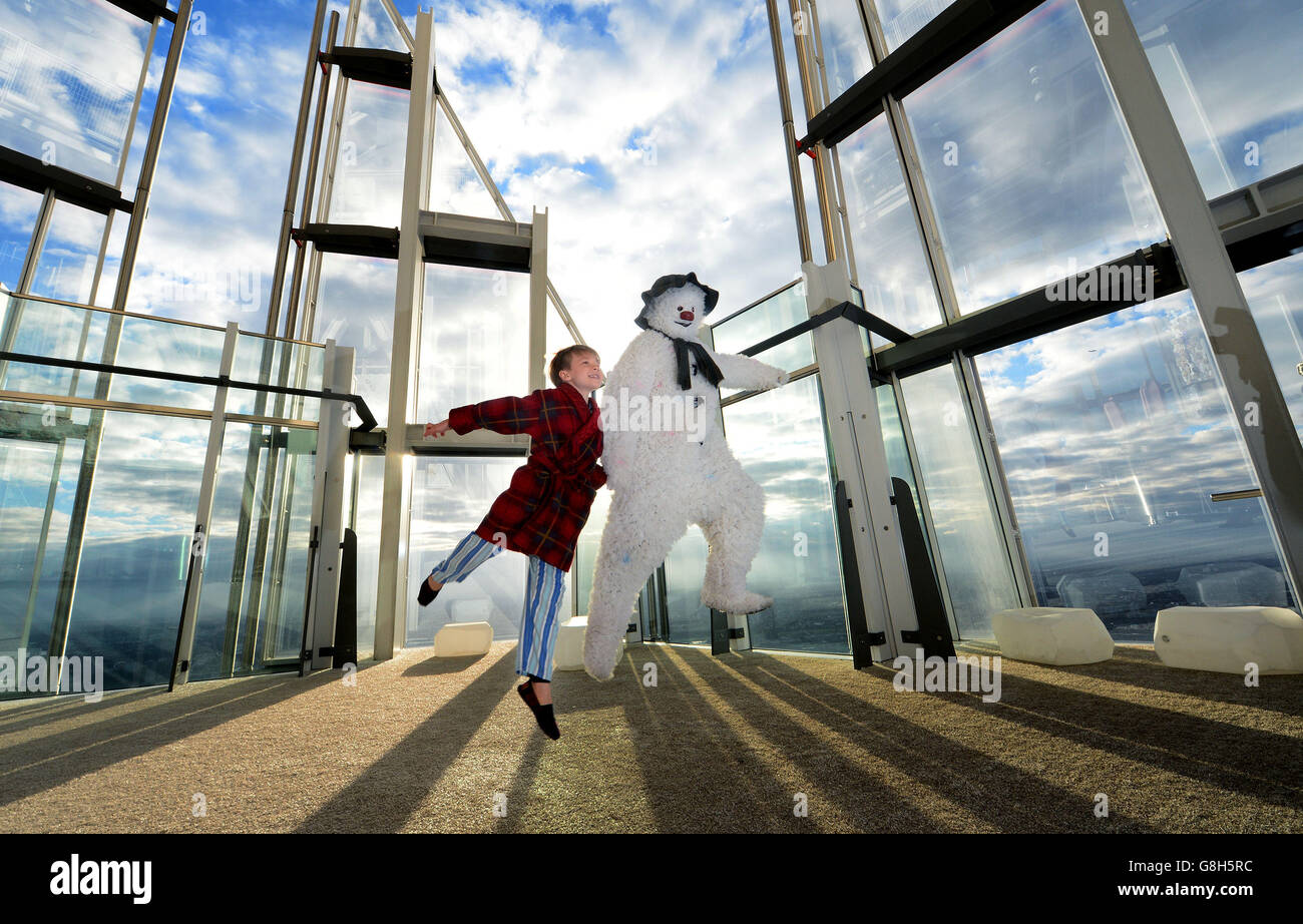 The Snowman stage show Stock Photo - Alamy