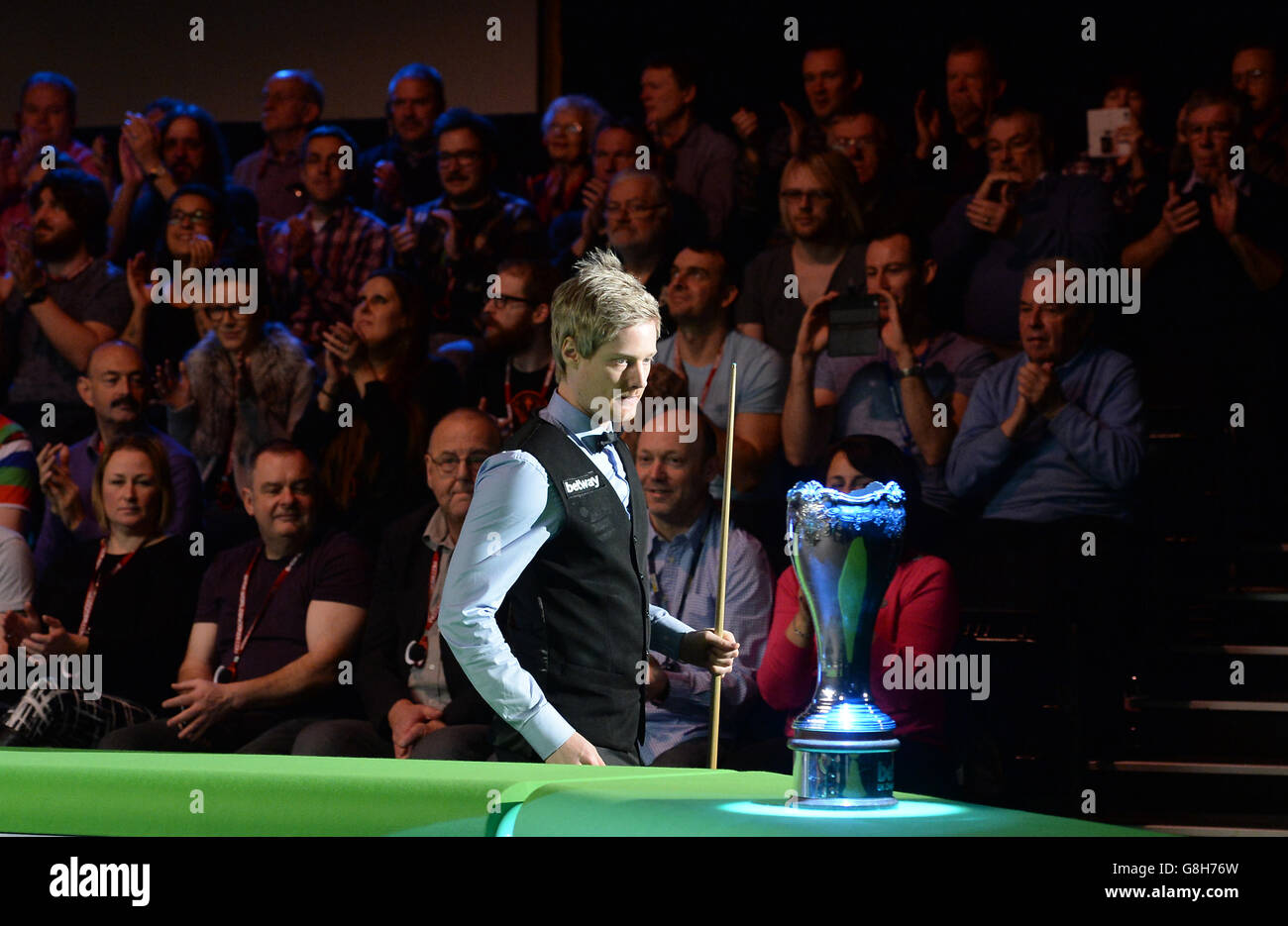 Betway uk championship trophy hi-res stock photography and images - Alamy