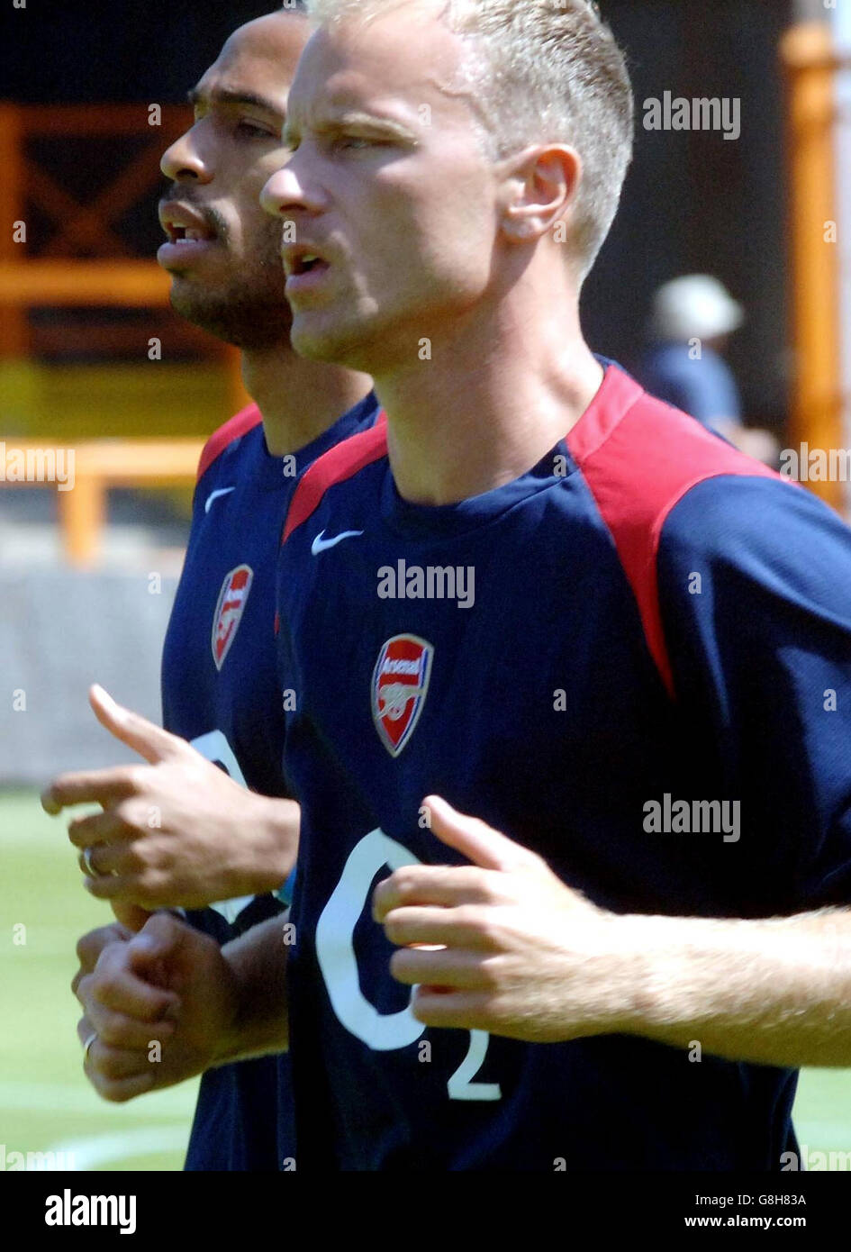 Thierry henry dennis bergkamp hi-res stock photography and images - Alamy