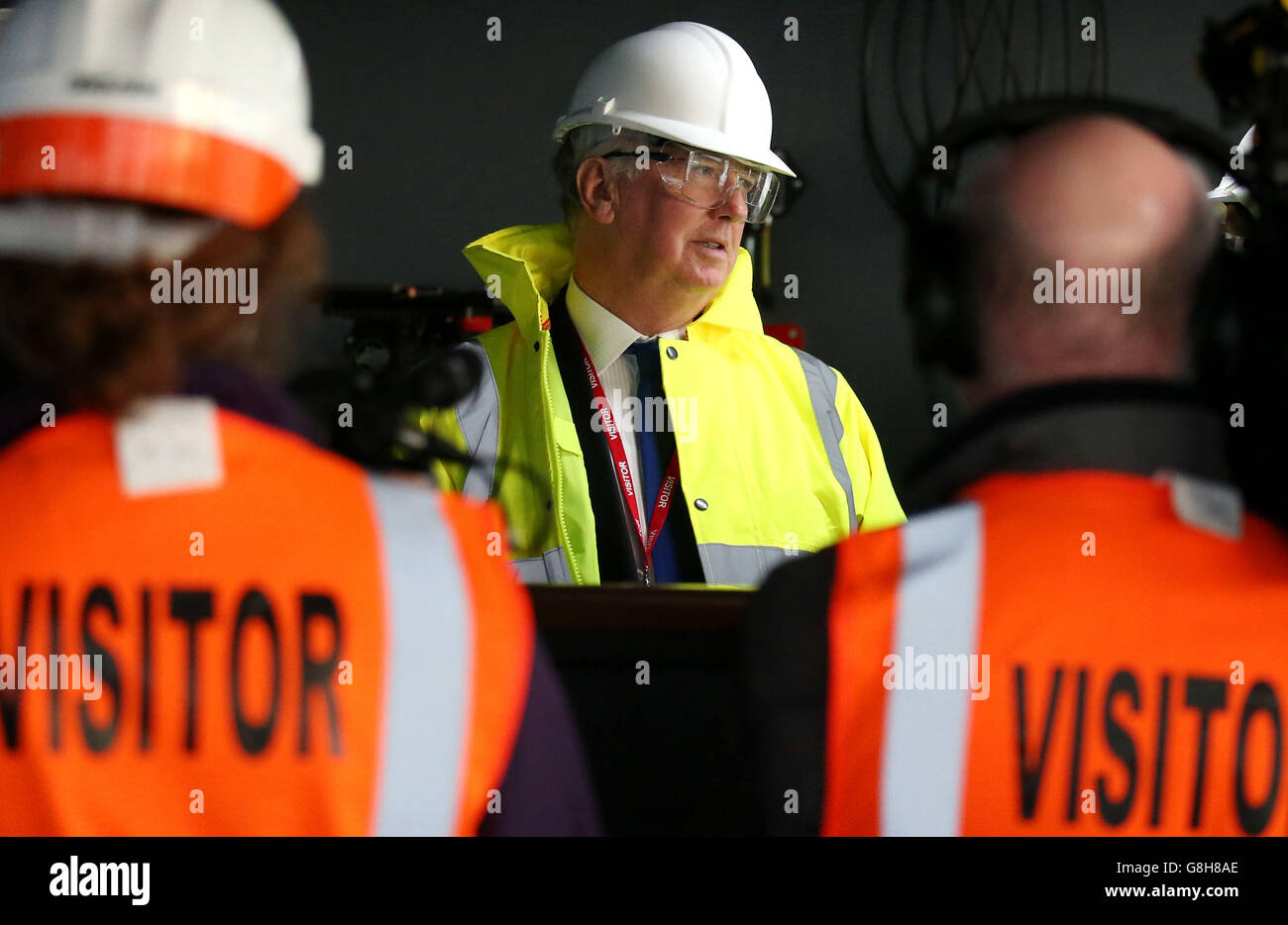 Michael Fallon HMS Queen Elizabeth aircraft carrier visit Stock Photo ...