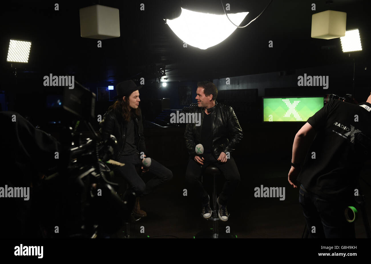 Showbiz bay hi-res stock photography and images - Alamy