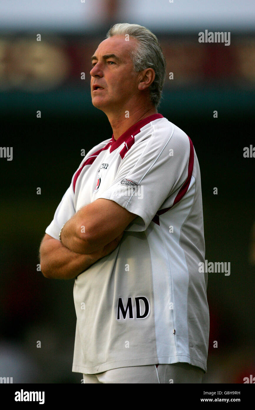 Mervyn day hi-res stock photography and images - Alamy