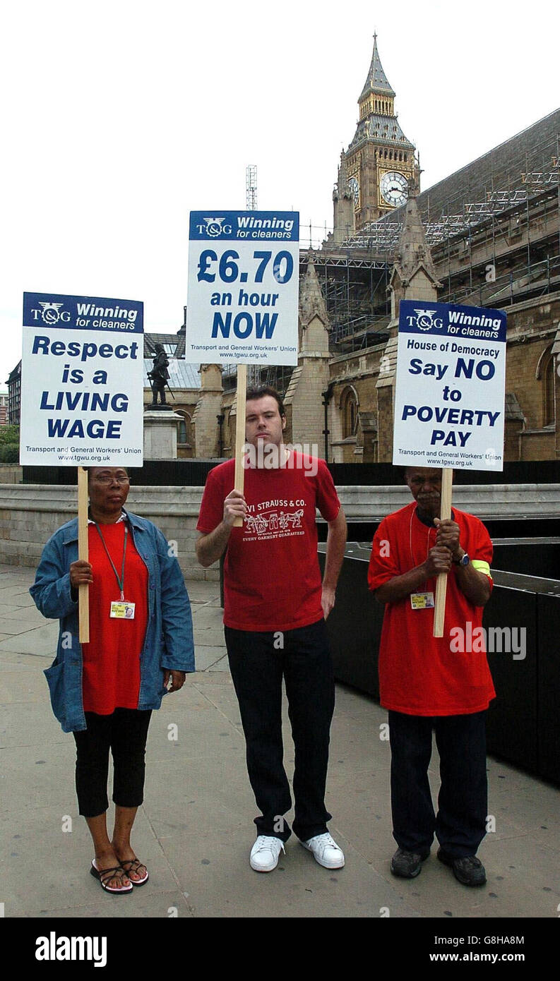 Cleaners Strike - Houses of Parliament Stock Photo - Alamy