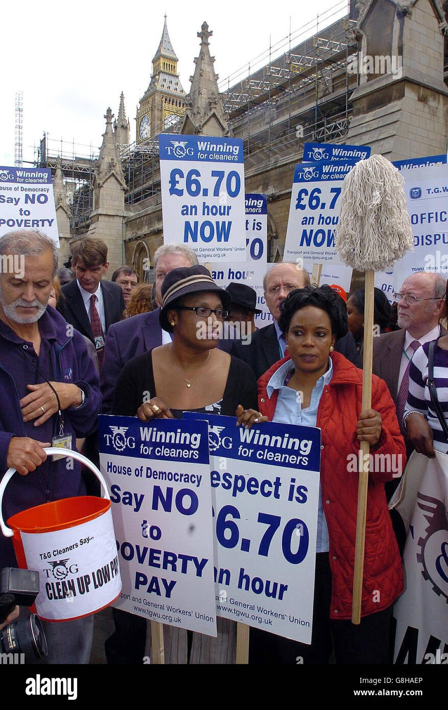Cleaners Strike - Houses of Parliament Stock Photo - Alamy