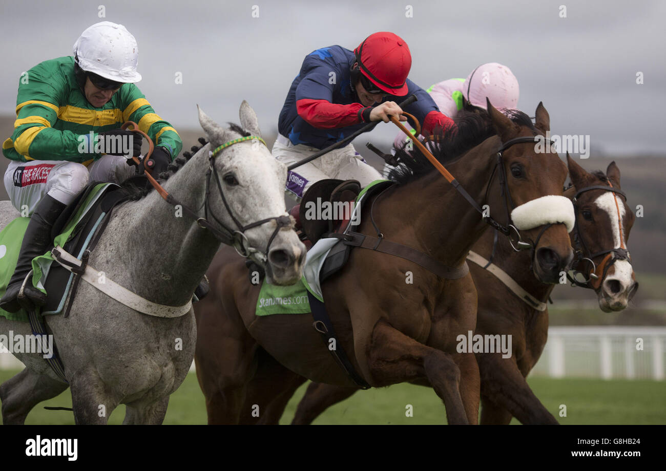 Cheltenham Races - The International - Day Two Stock Photo - Alamy