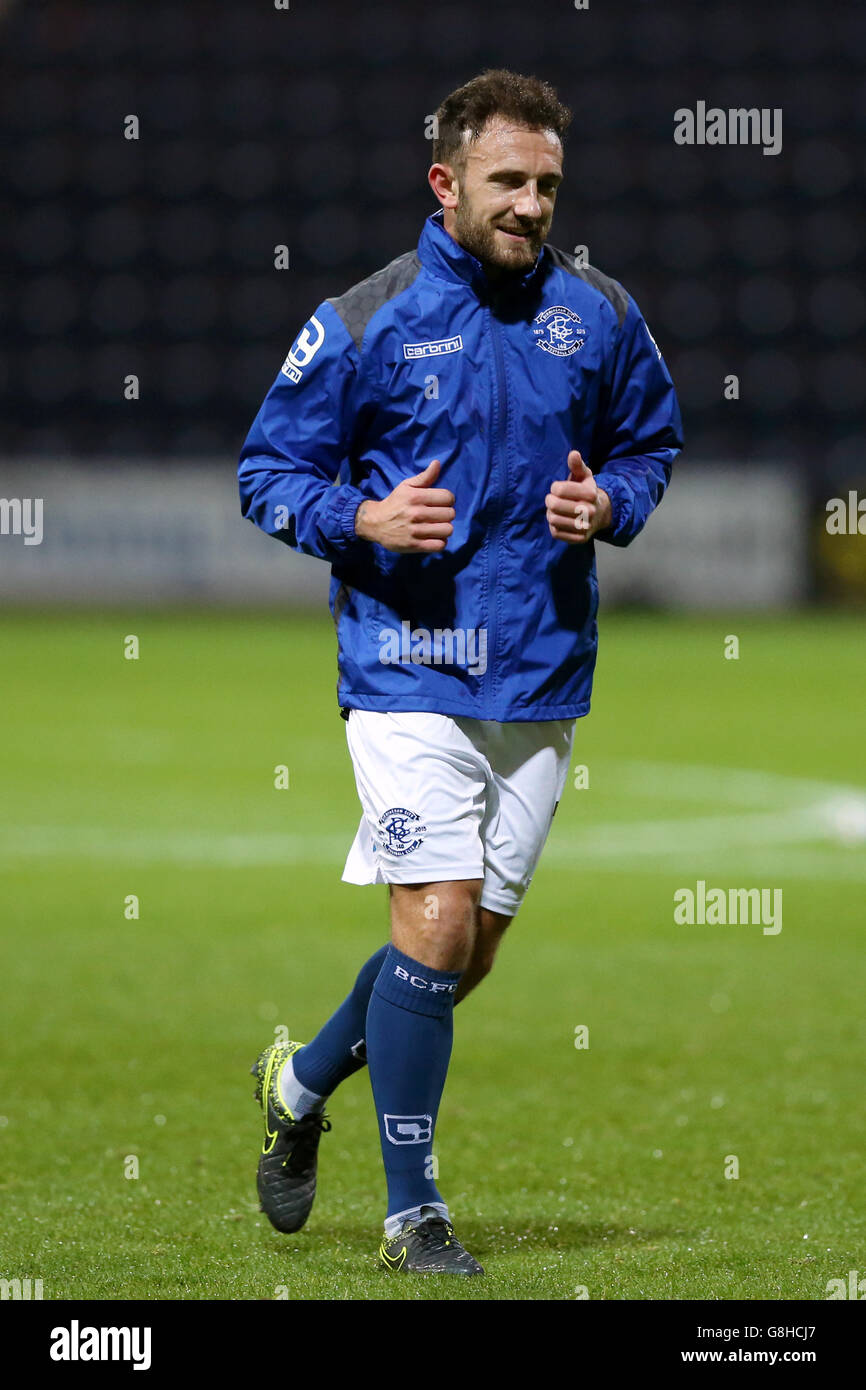 Birmingham citys neil eardley warm up hi-res stock photography and ...