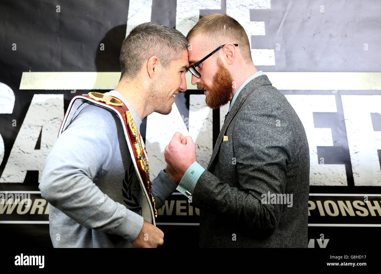 Liam smith left head to head with jimmy kelly hi-res stock photography ...