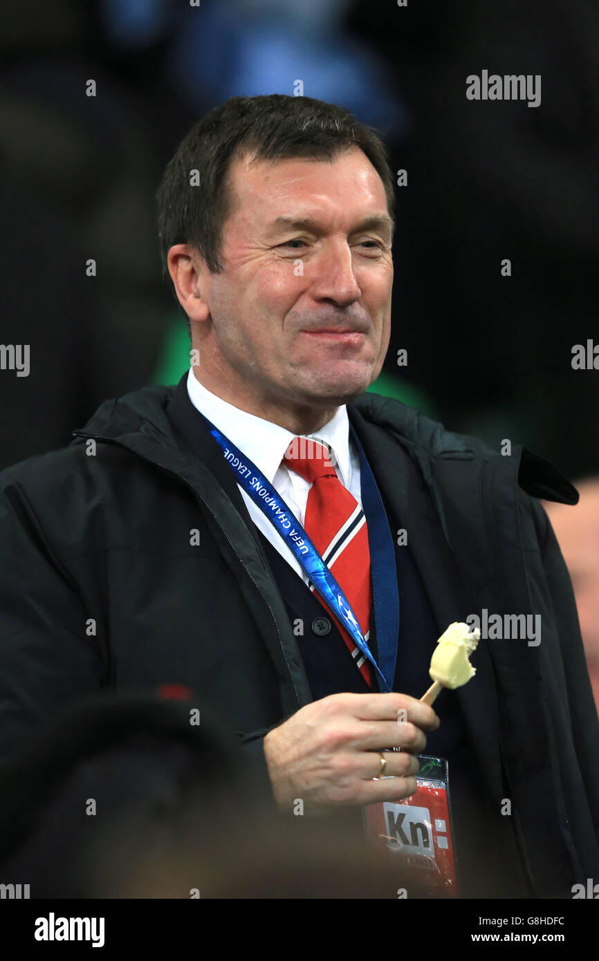 Manchester united club secretary john alexander hi-res stock ...