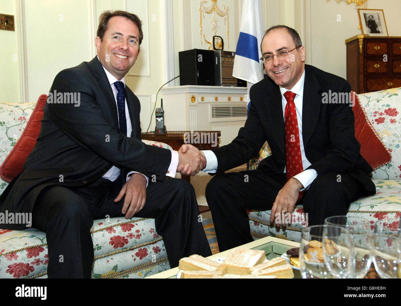 Silvan shalom at a london hotel hi-res stock photography and images - Alamy