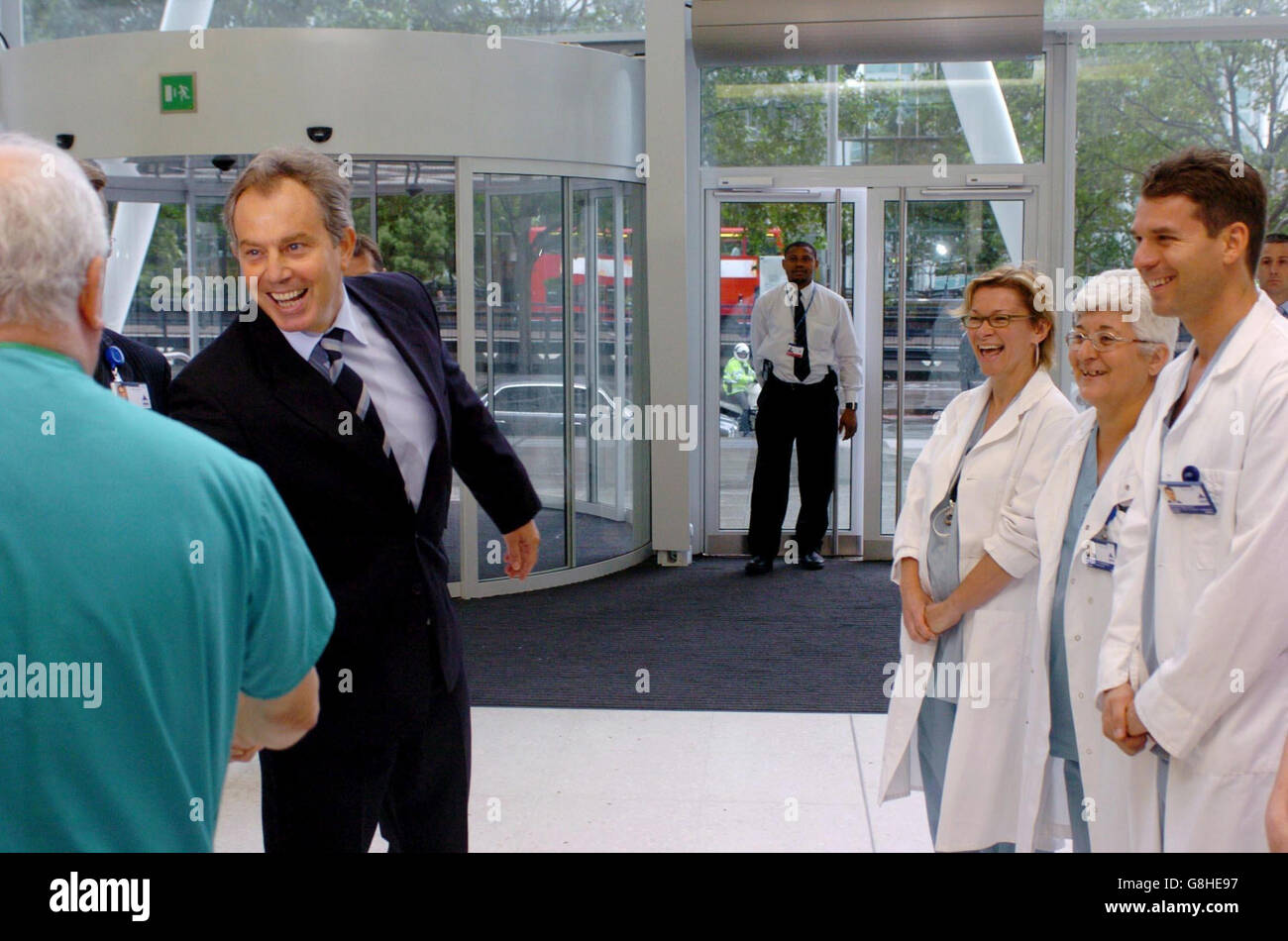 University college hospital london uclh hi-res stock photography and ...