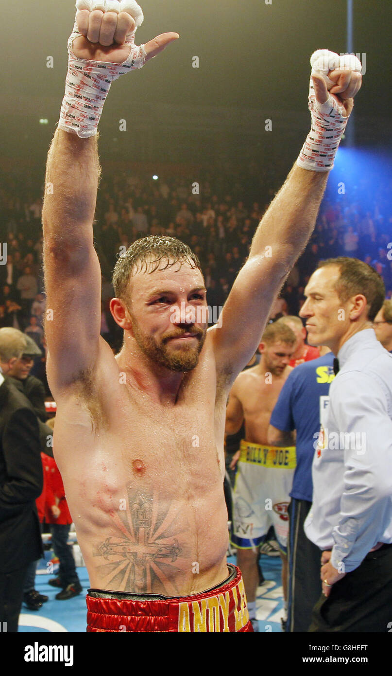 Boxing wbo world middleweight title hi-res stock photography and images ...