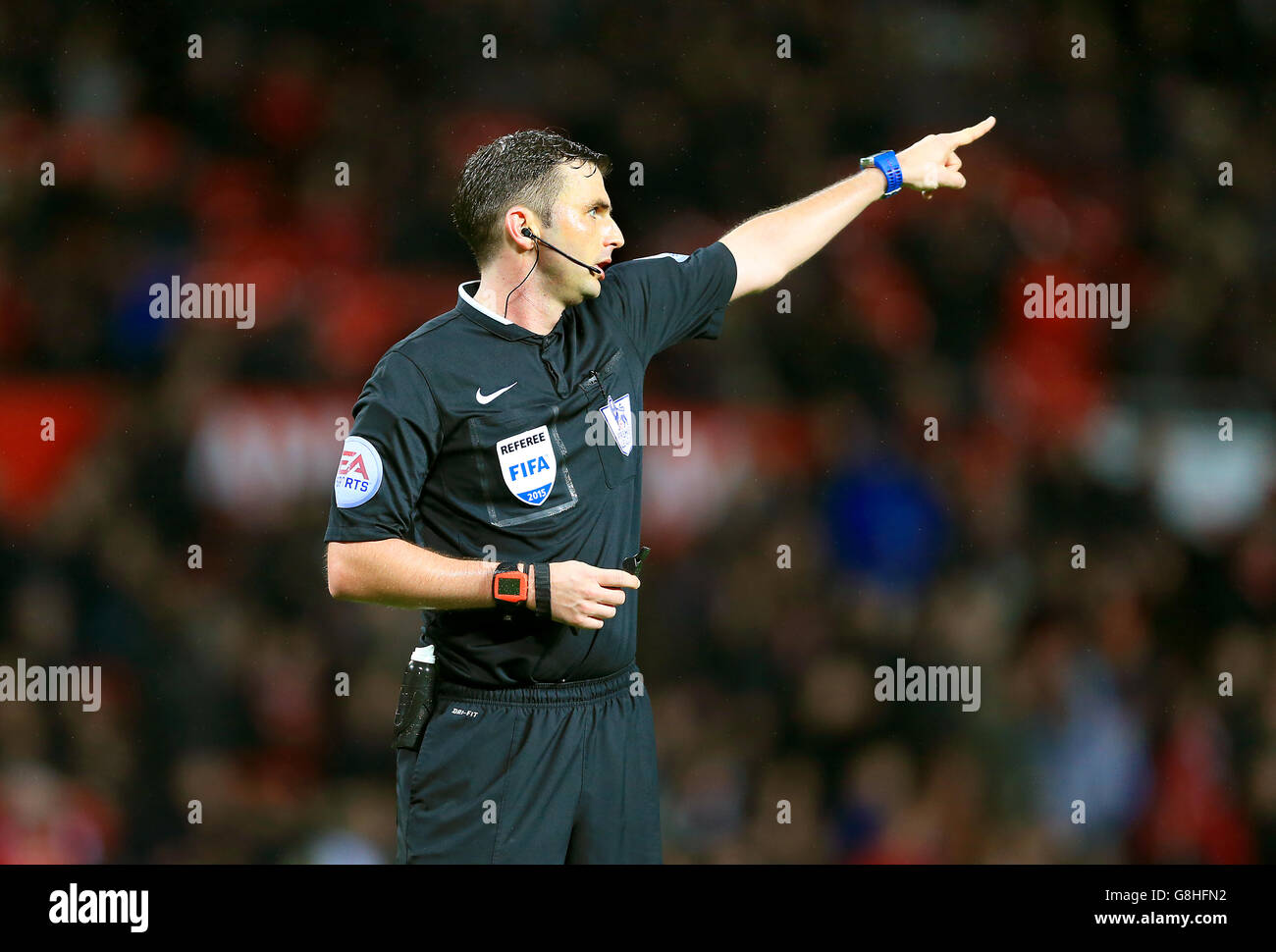 Michael oliver manchester city united hi-res stock photography and ...