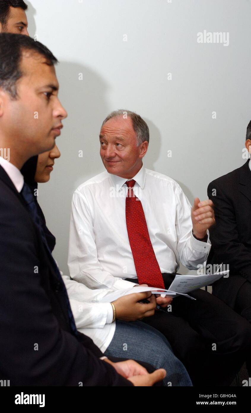 Mayor of London Ken Livingstone holding crisis talks with Muslim ...