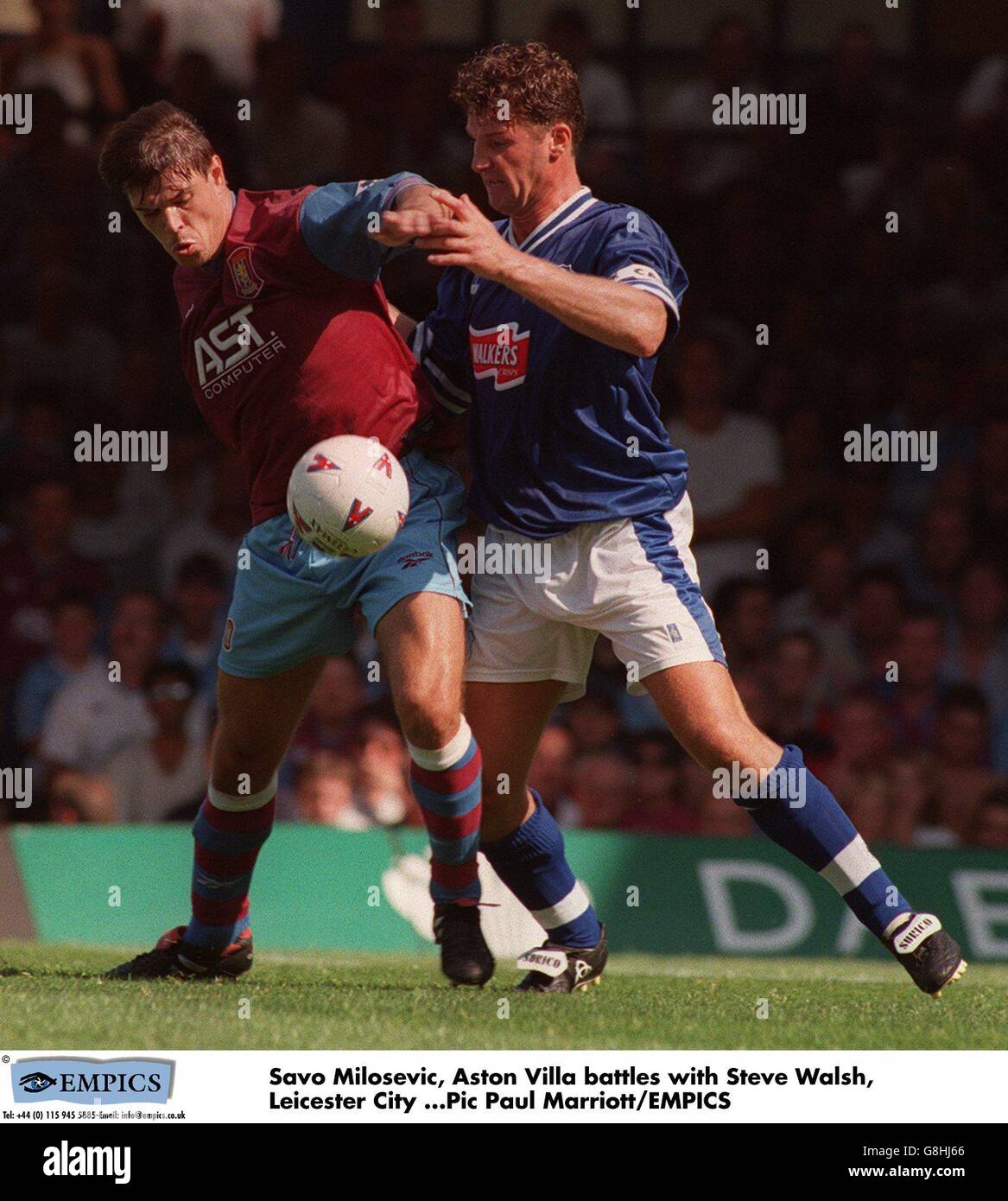 Aston villa battles steve walsh hi-res stock photography and images - Alamy