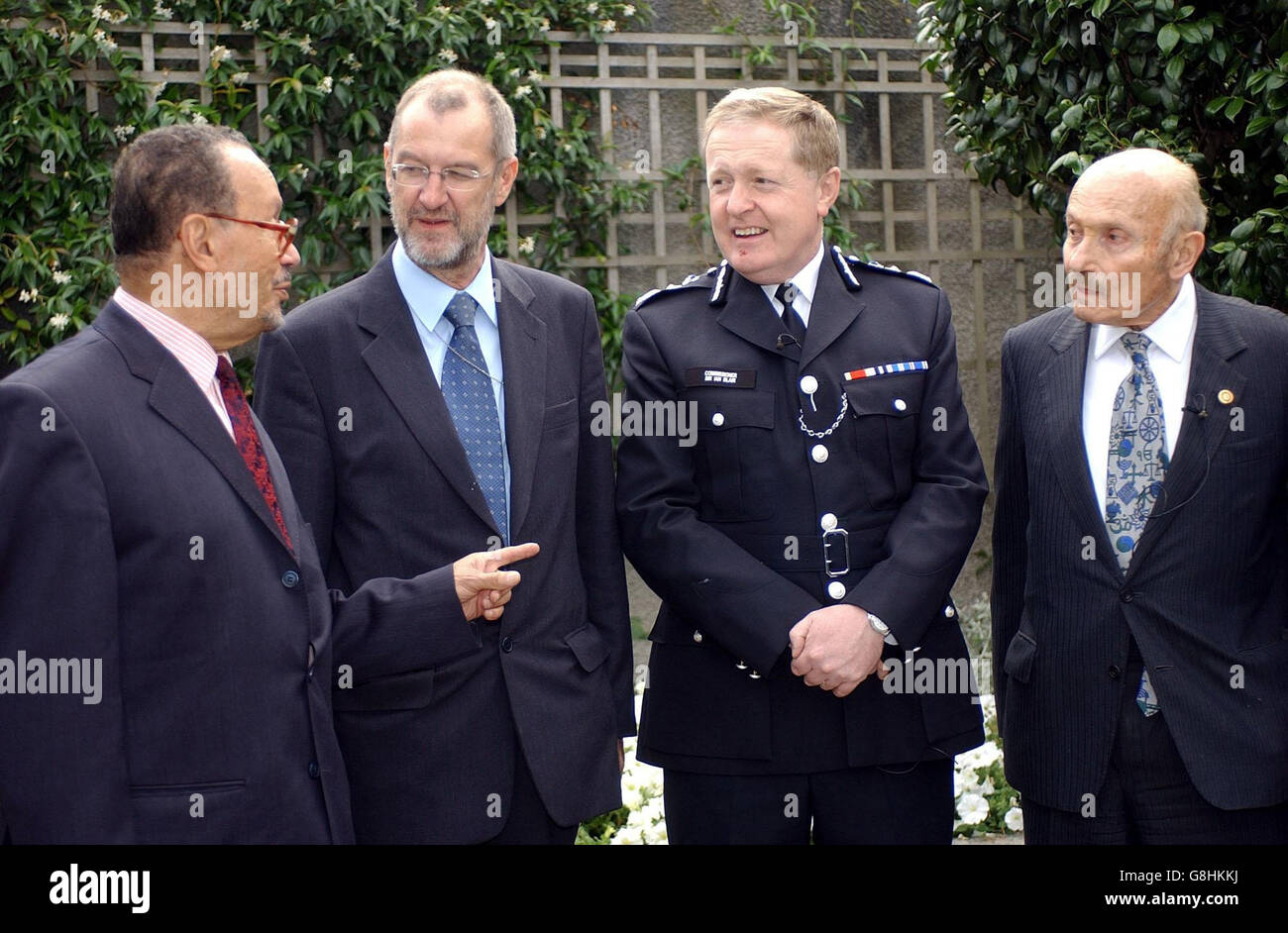 London jewish forum hi-res stock photography and images - Alamy