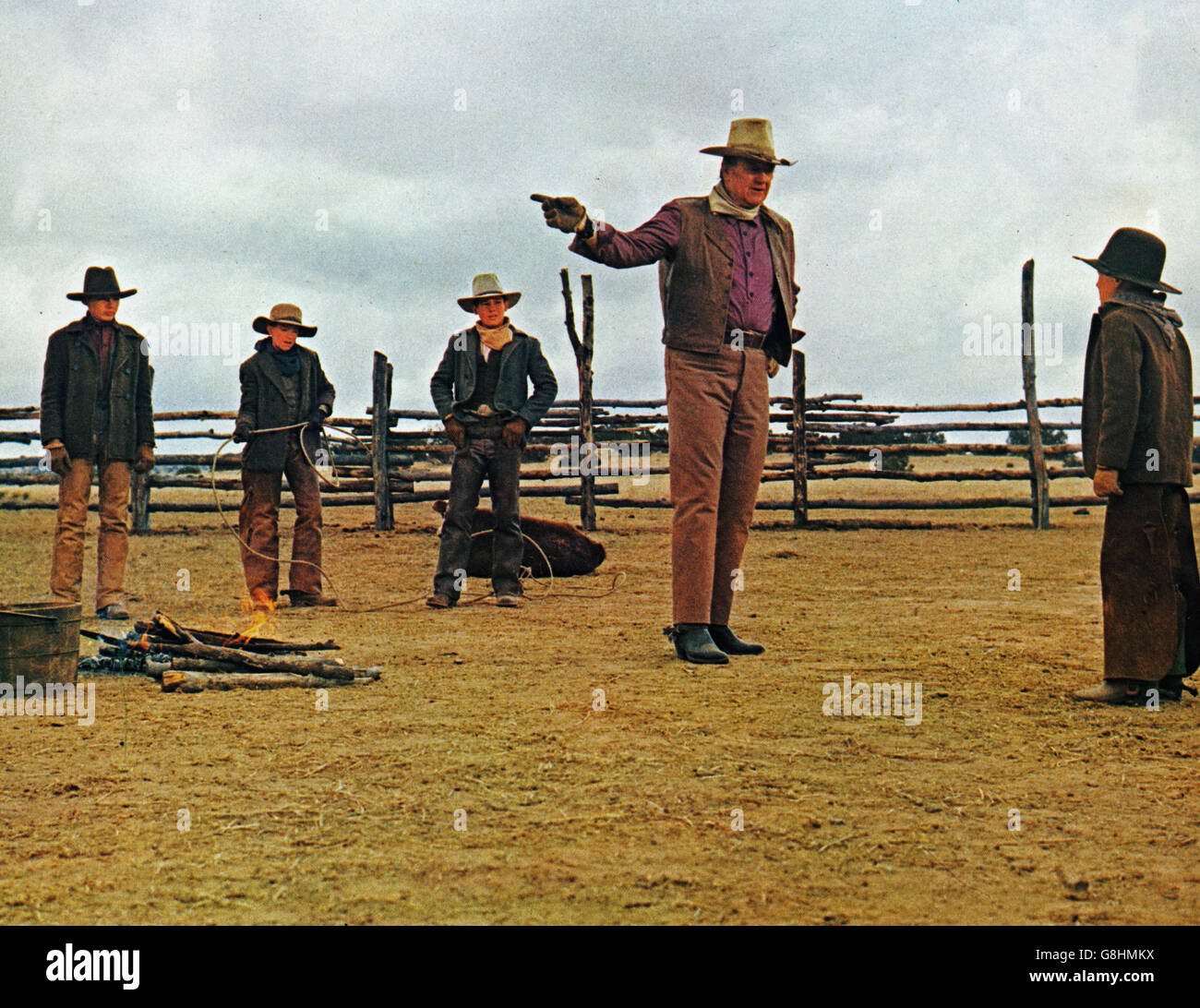 Scene john wayne cowboys 1972 hi-res stock photography and images - Alamy