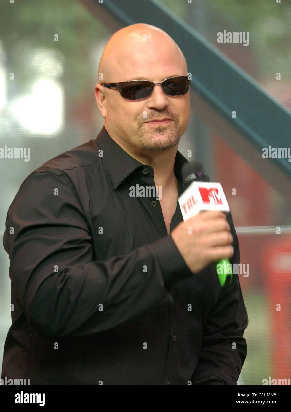 MTV's TRL - Total Request Live - show - Leicester Square Stock Photo ...