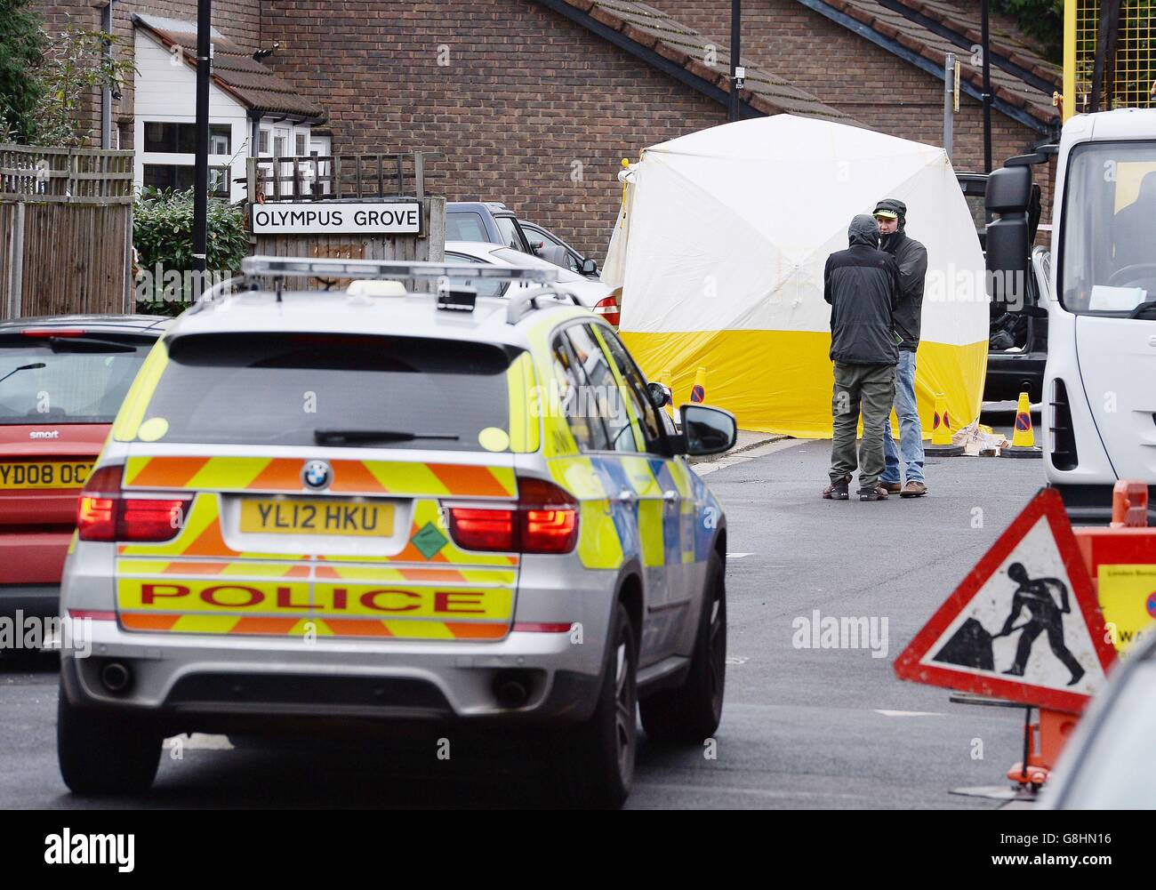 Police shooting in Wood Green Stock Photo - Alamy