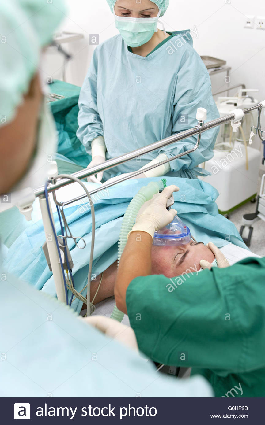 Patient Under Anesthesia Stock Photos & Patient Under Anesthesia Stock ...