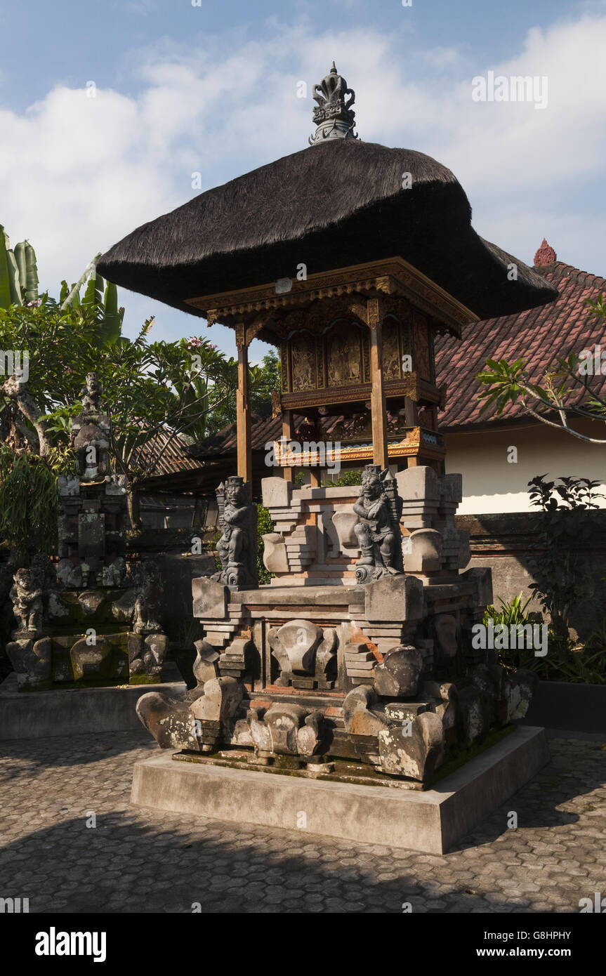 Elk220-3175v Indonesia, Bali, Ubud, Balinese house temple Stock Photo ...