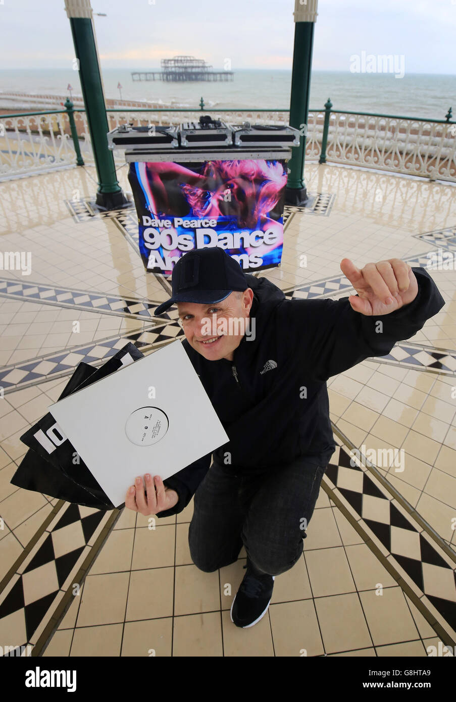 Showbiz pearce lphli hi-res stock photography and images - Alamy