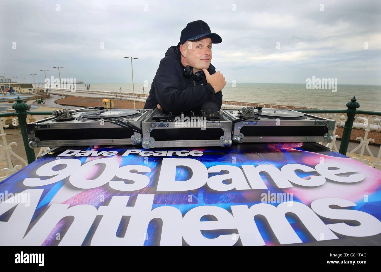 Dave pearce hi-res stock photography and images - Alamy