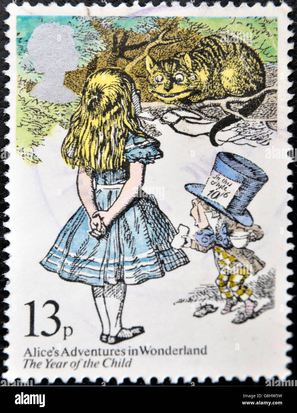 Alice In Wonderland Stamps And Dies